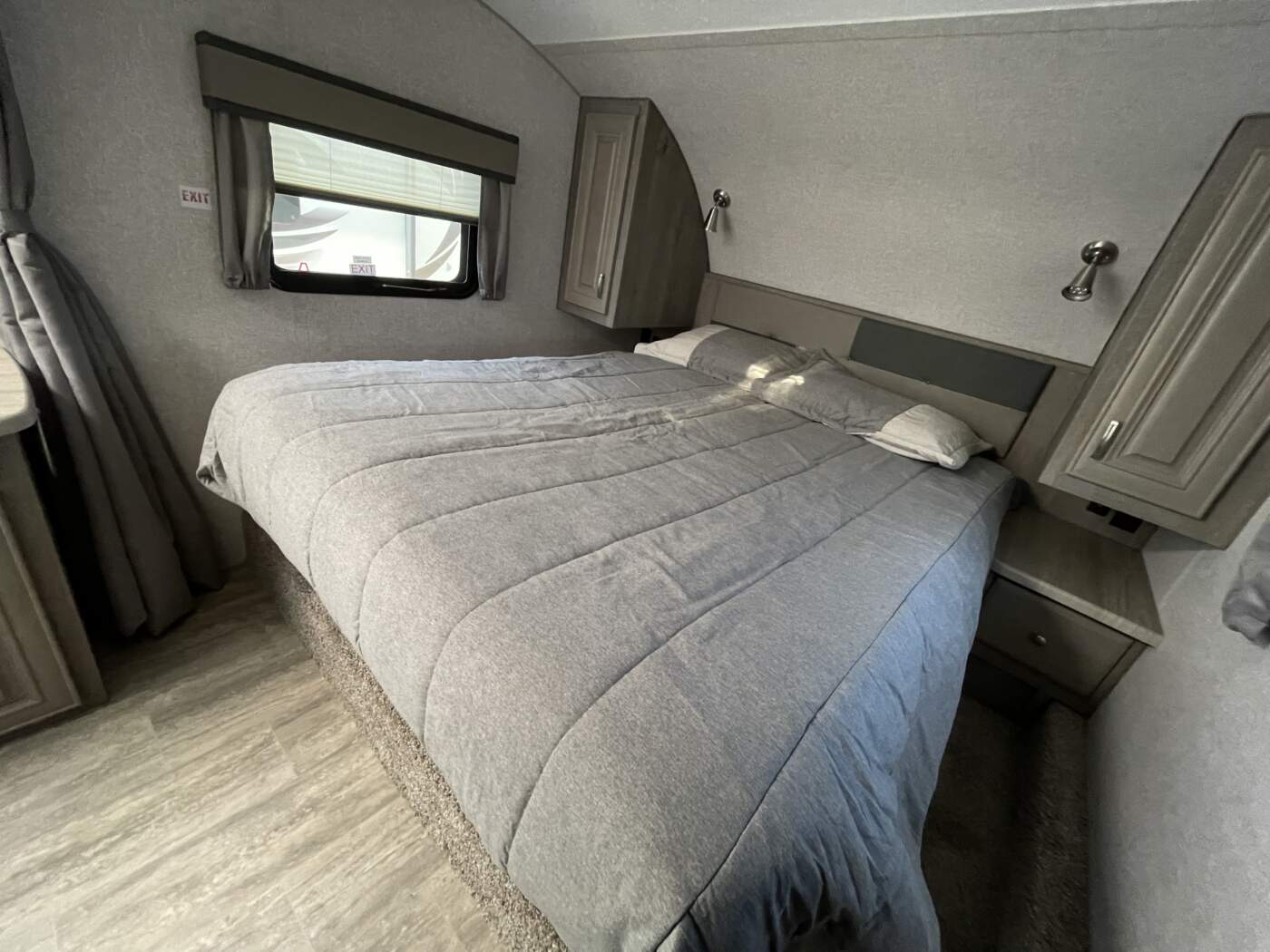 2024 Fox Mountain 235RLS | RV Sales New Mexico