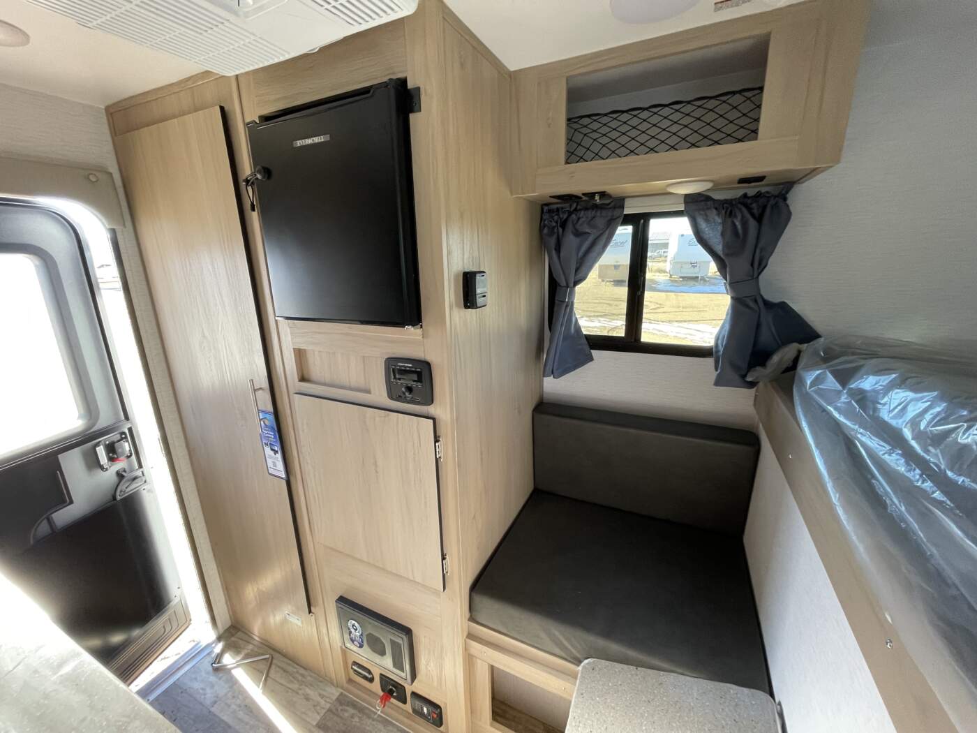 2024 Atom 600 Truck Camper | RV Sales New Mexico