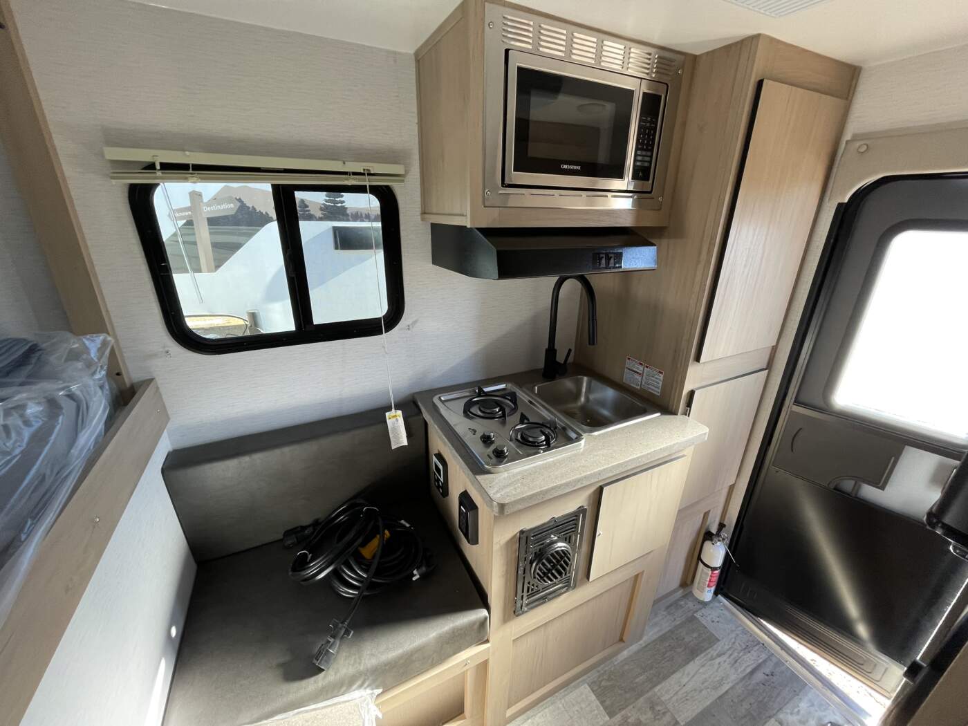 2024 Atom 600 Truck Camper | RV Sales New Mexico