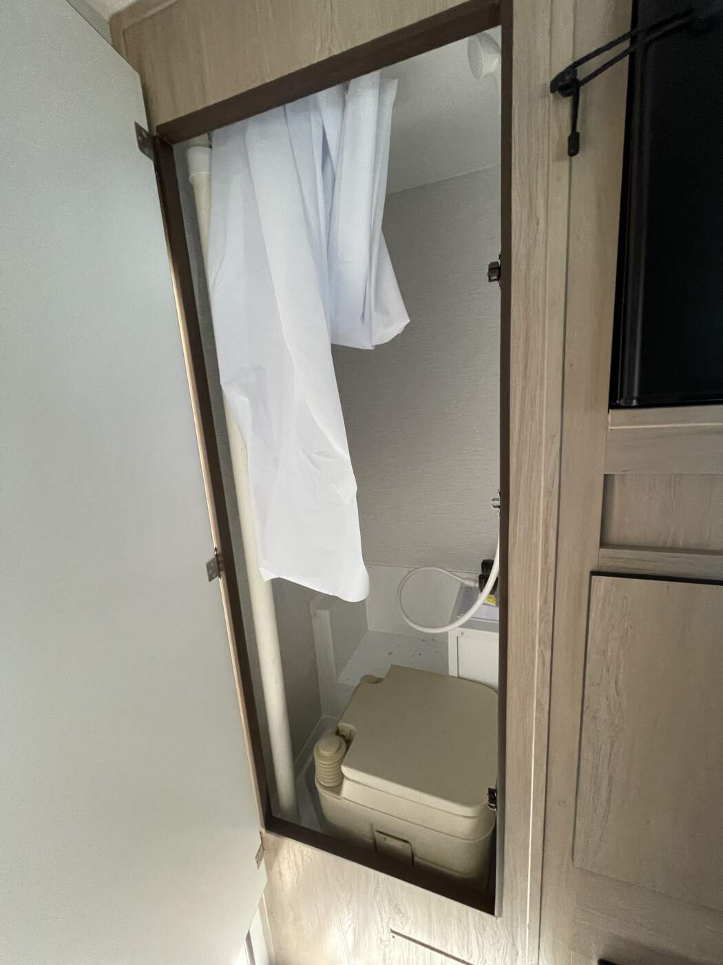 2024 Atom 600 Truck Camper | RV Sales New Mexico