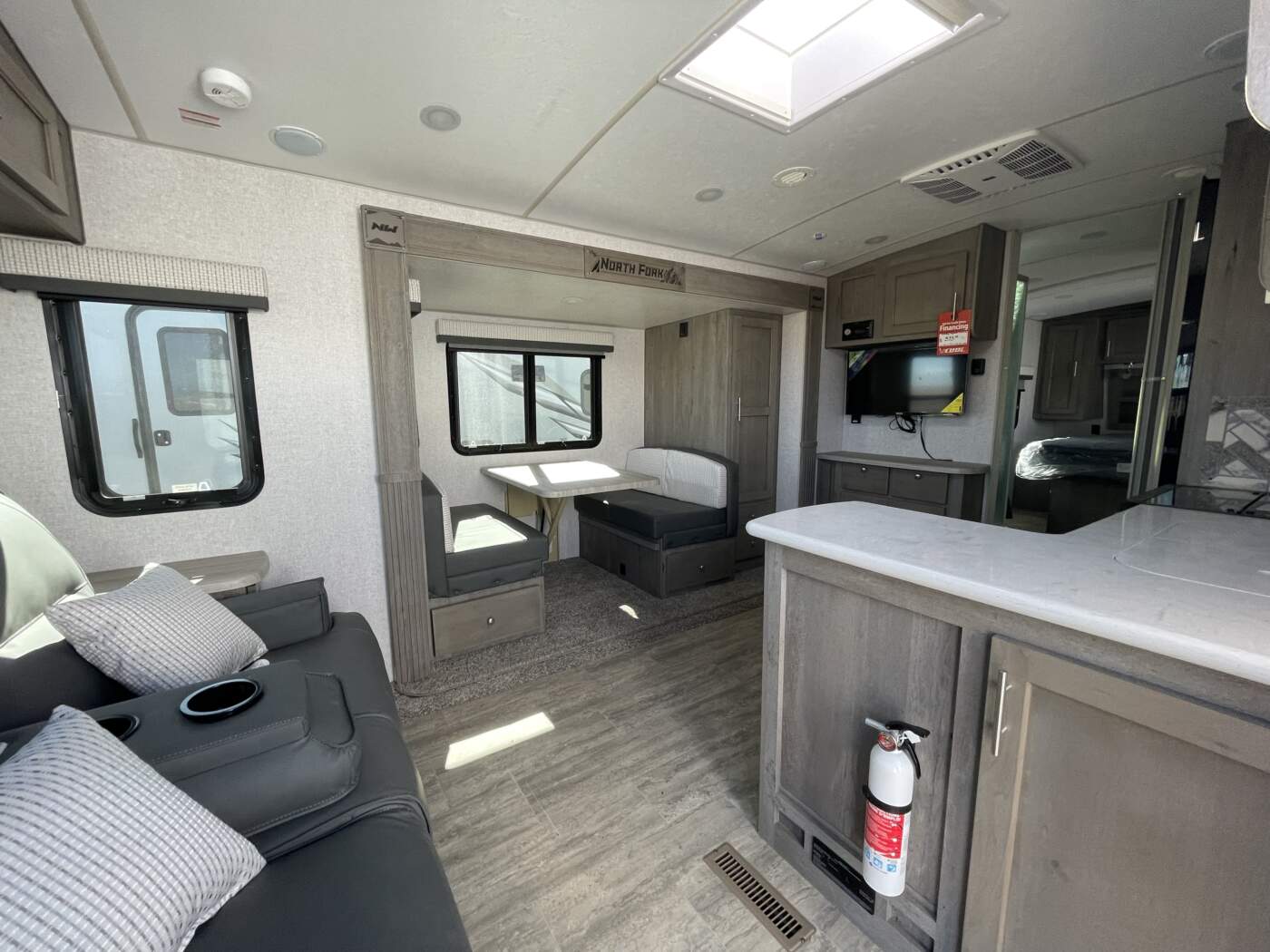 2024 Arctic Fox 25W *** CLEARANCE *** | RV Sales New Mexico